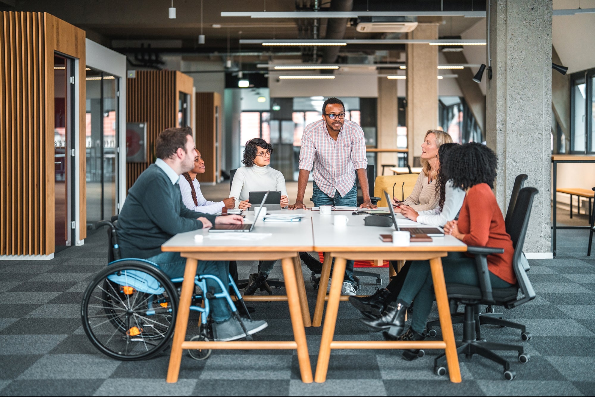 Equality vs. Equity: What's the Difference? Here's What to Know | Brandiary