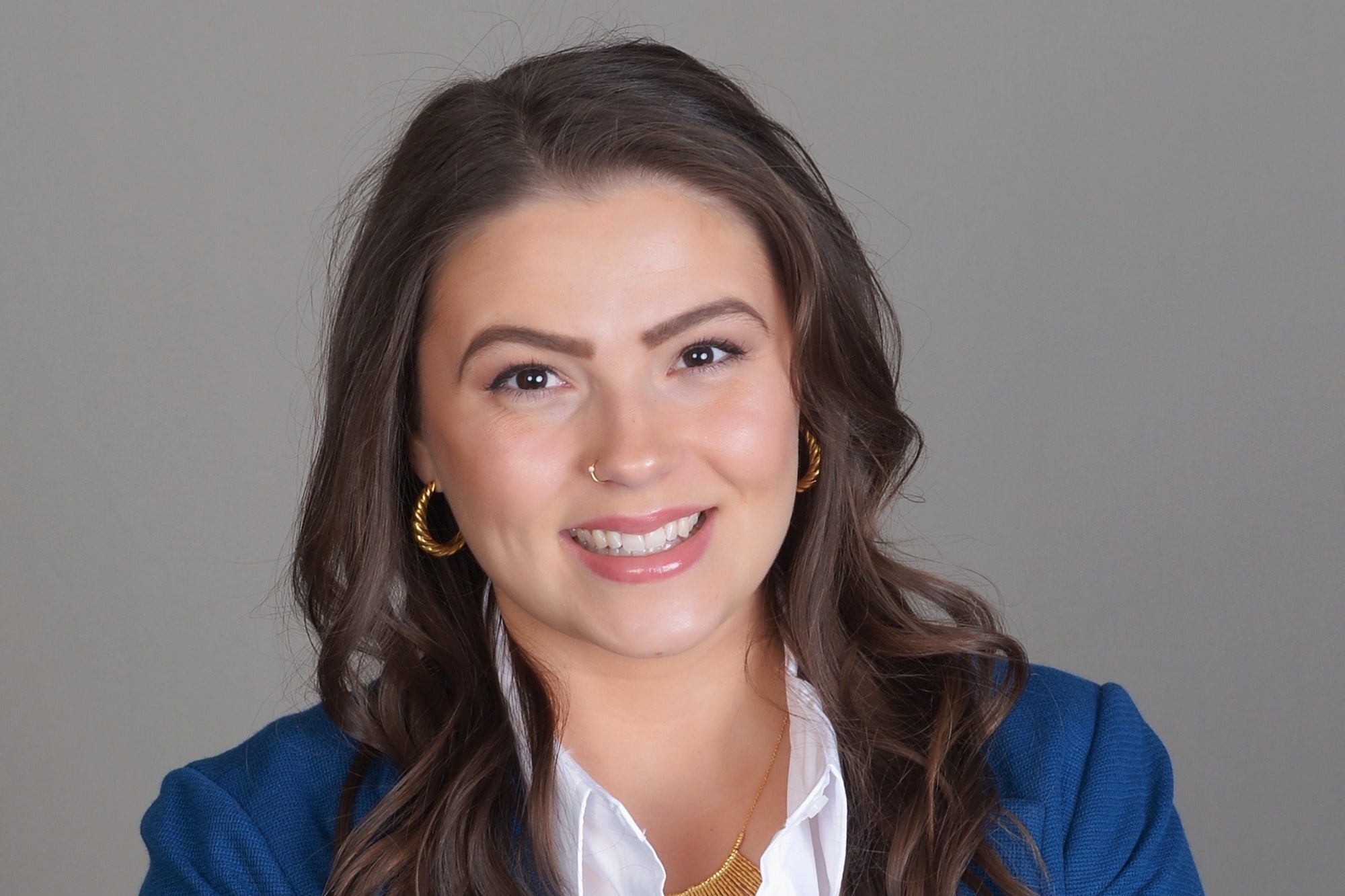 Former 911 Dispatcher's Side Hustle Earns Over $4k a Month | Brandiary